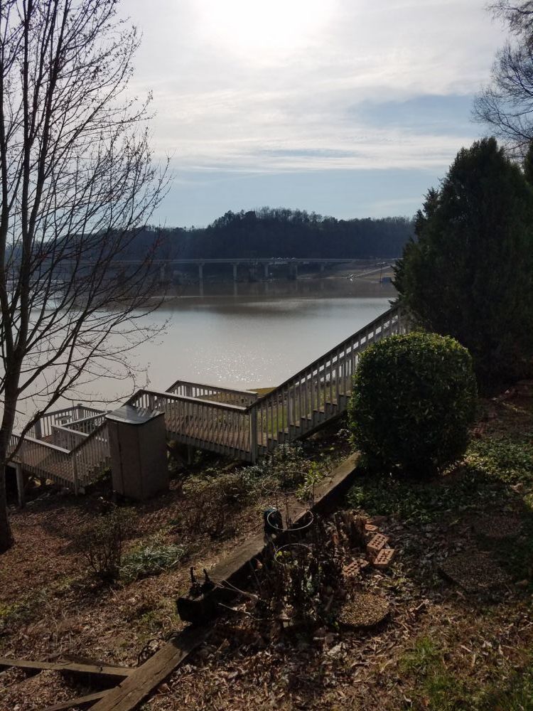 Point of InterestWalters Bridge (Bridge at Douglas Lake)